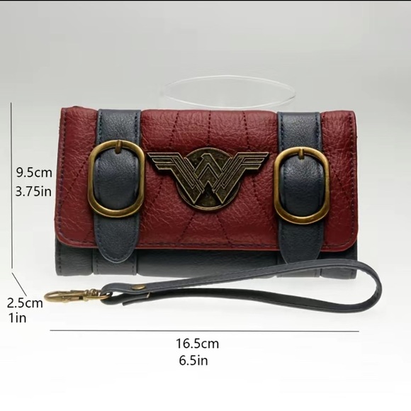 Bags | Wonder Woman Wallet | Poshmark